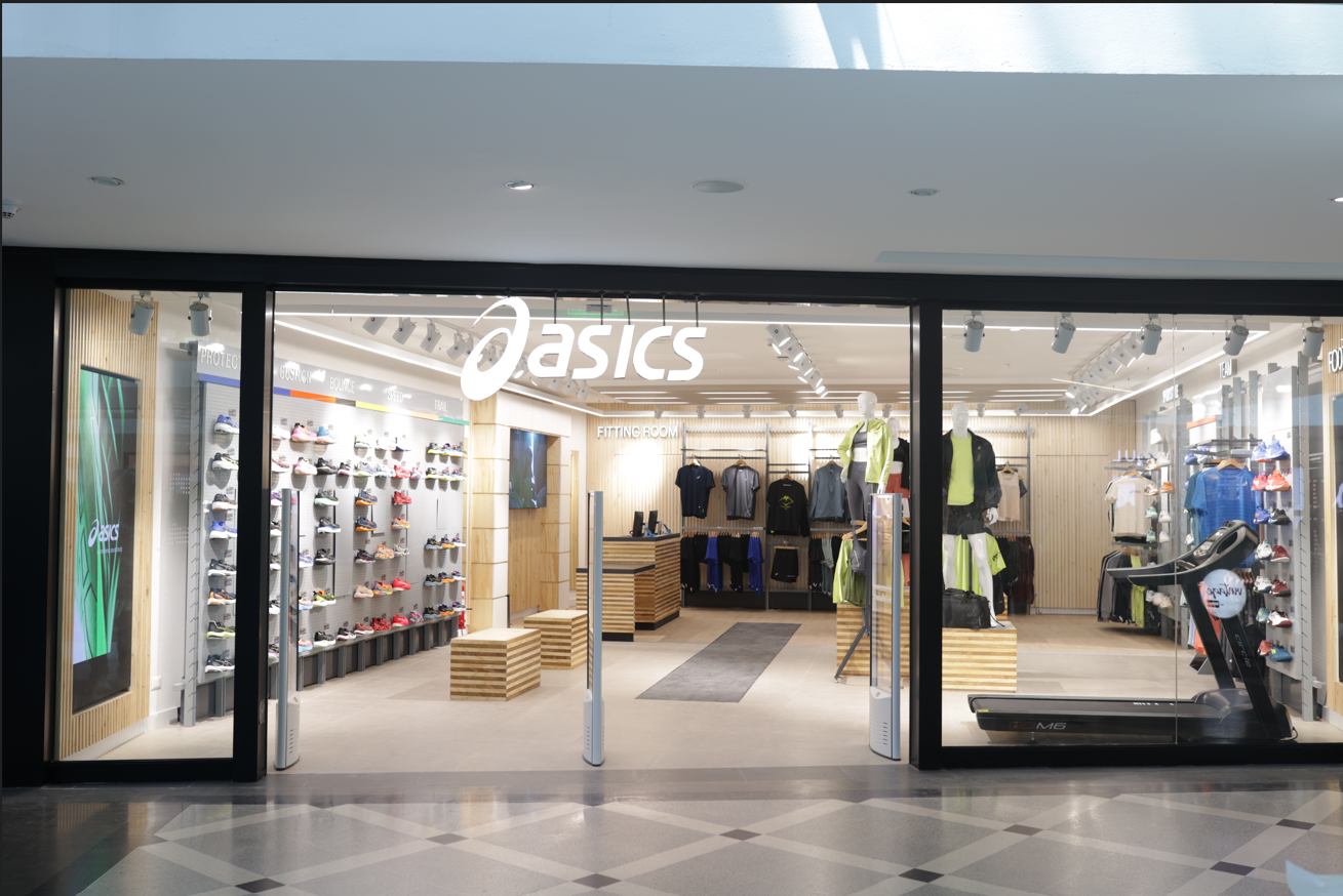 Asics abre su primera tienda en regiones – The Last Lap